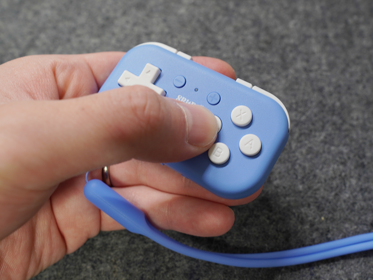 8Bitdo Microレビュー｜iPadの左手デバイスとして最高【Procreate・クリスタでのイラスト・お絵描きが快適】 - ZRデザインラボ